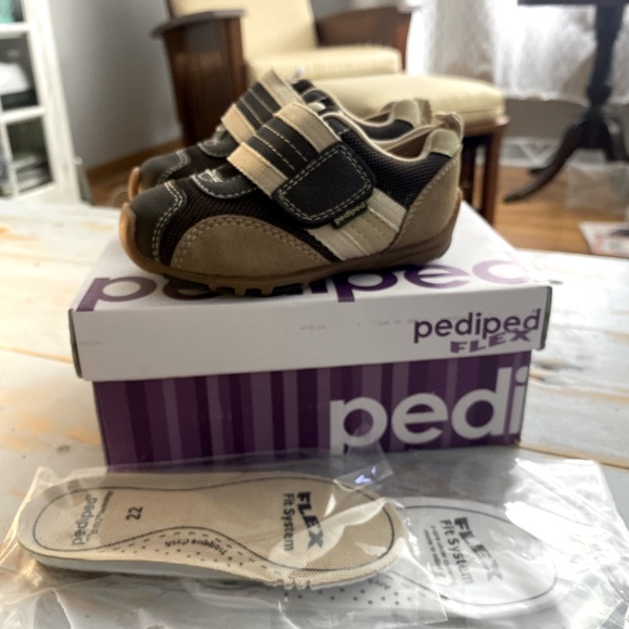 pediped | Shoes | Pediped Adrian Chocolate Browntan Us 665 New | Poshmark